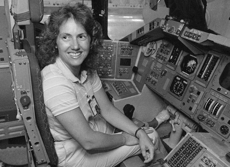 Christa McAuliffe’s lost lessons finally taught in space – Aruba Today