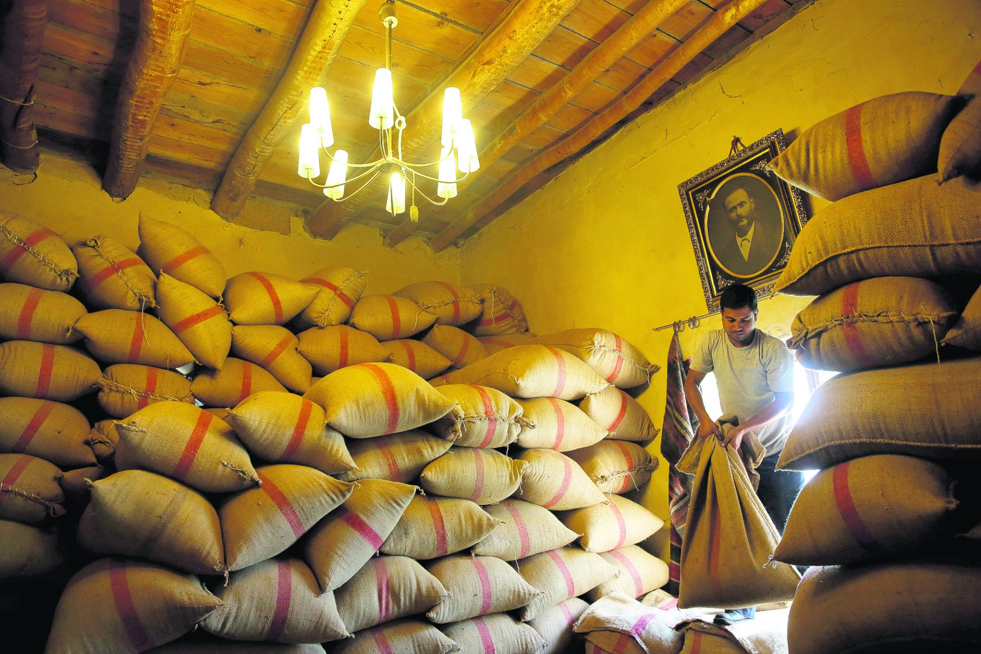 Making, drinking arak a source of national pride in Lebanon – Aruba Today