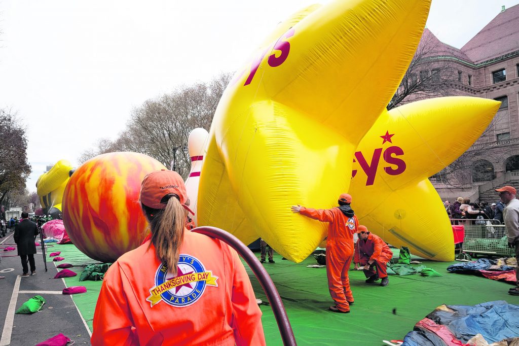 Wind could ground big balloons at NYC’s Thanksgiving parade – Aruba Today