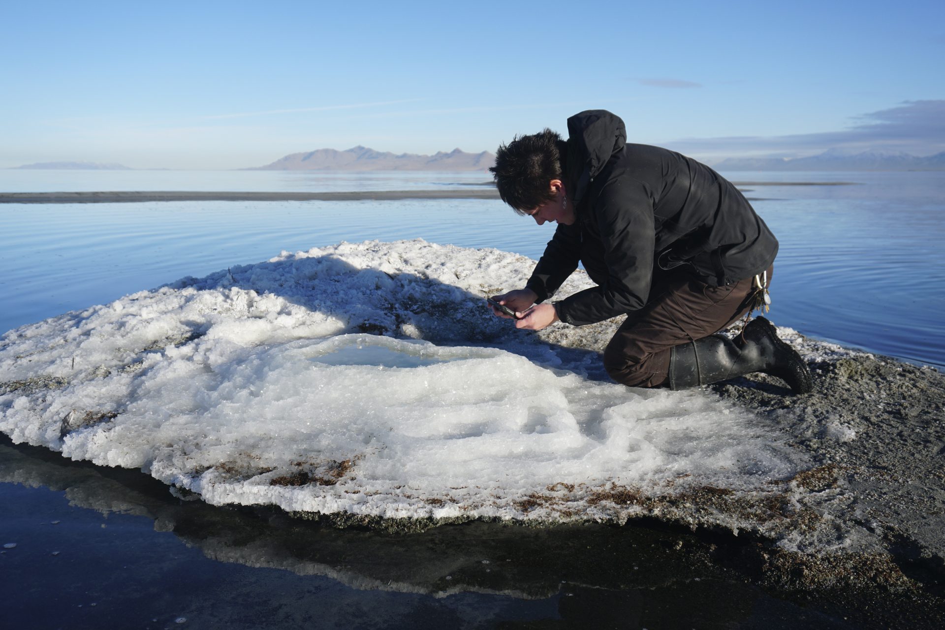 Rare salt formations appear along the Great Salt Lake – Aruba Today