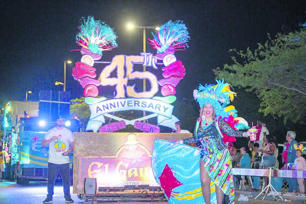 Aruba celebrated a stunning National Light Parade full of laughter ...