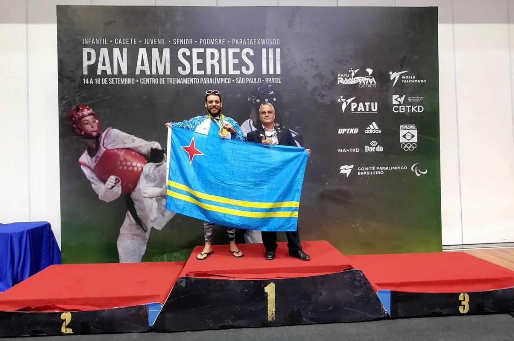 Elliott Loonstra PLY brings home medal to Aruba from Pan-Am series ...