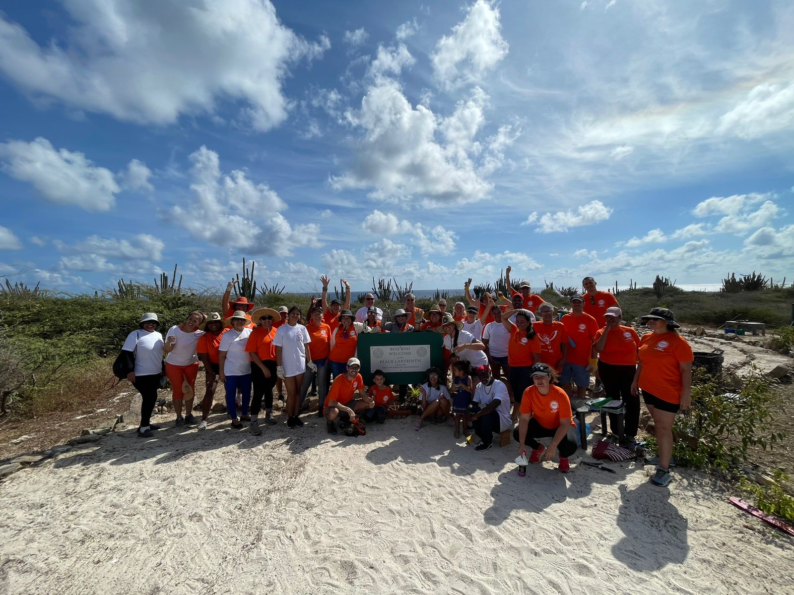 ARUBA DOET – PEACE LABYRINTH: When individuals unite to serve their ...