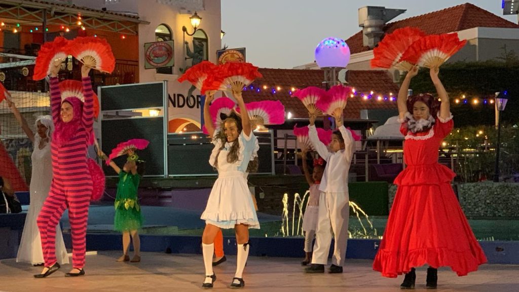 “Down the Rabbit Hole” Easter Event at Paseo Herencia – Aruba Today