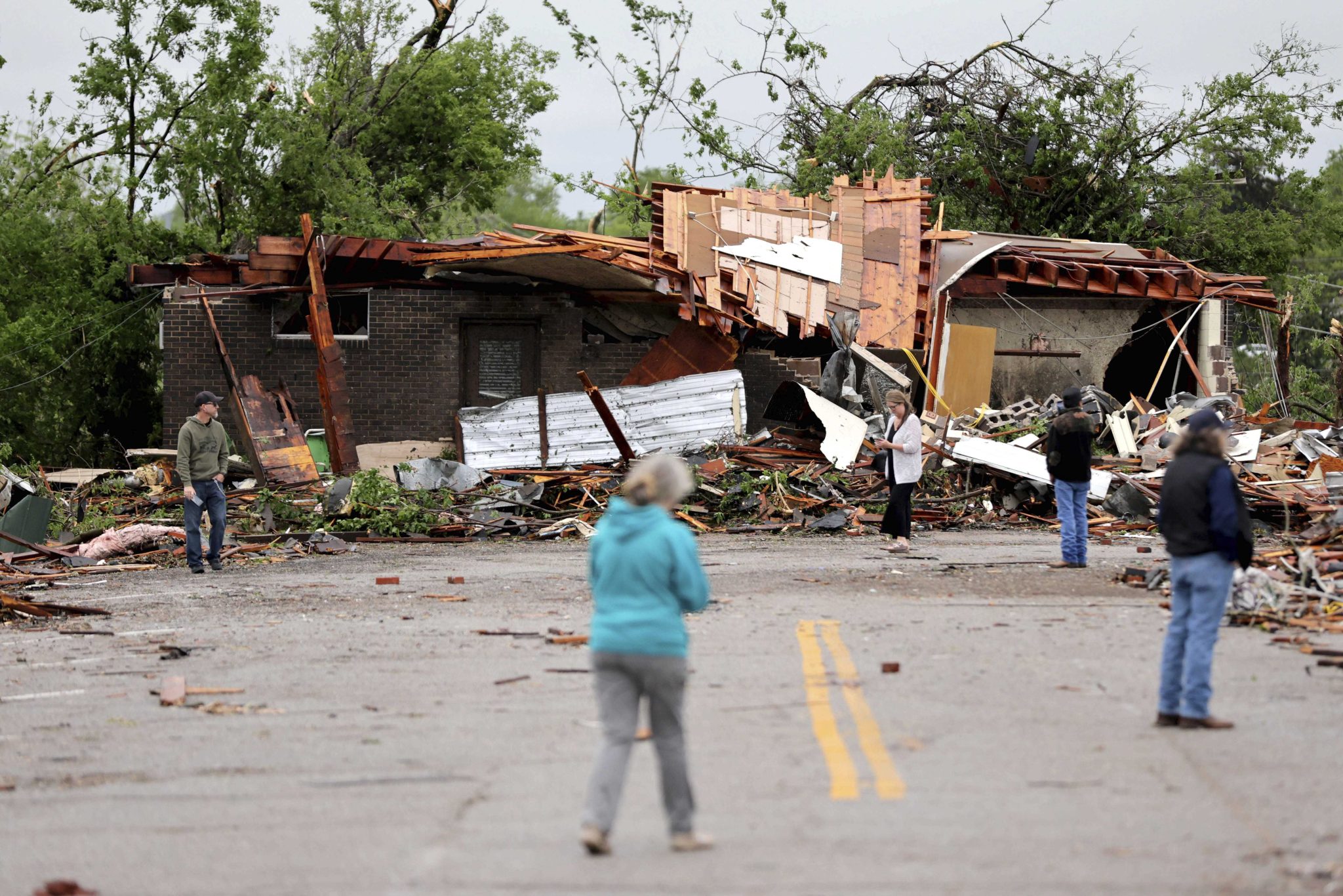 Tornadoes kill 4 in Oklahoma, leaving trail of destruction and thousands without power – Aruba Today