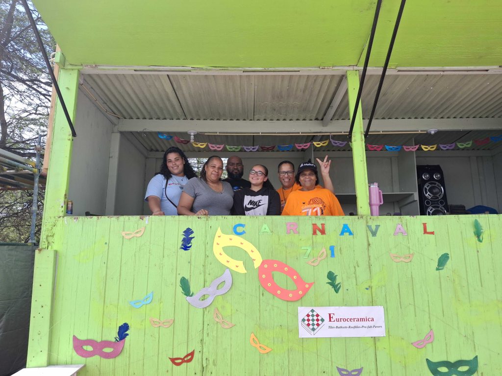 High school students of Oranjestad enjoyed their school parade! – Aruba ...
