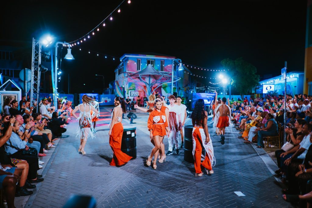 Art Week Aruba 2025 kicks off today with ArtTable and ArtFashion – Aruba Today
